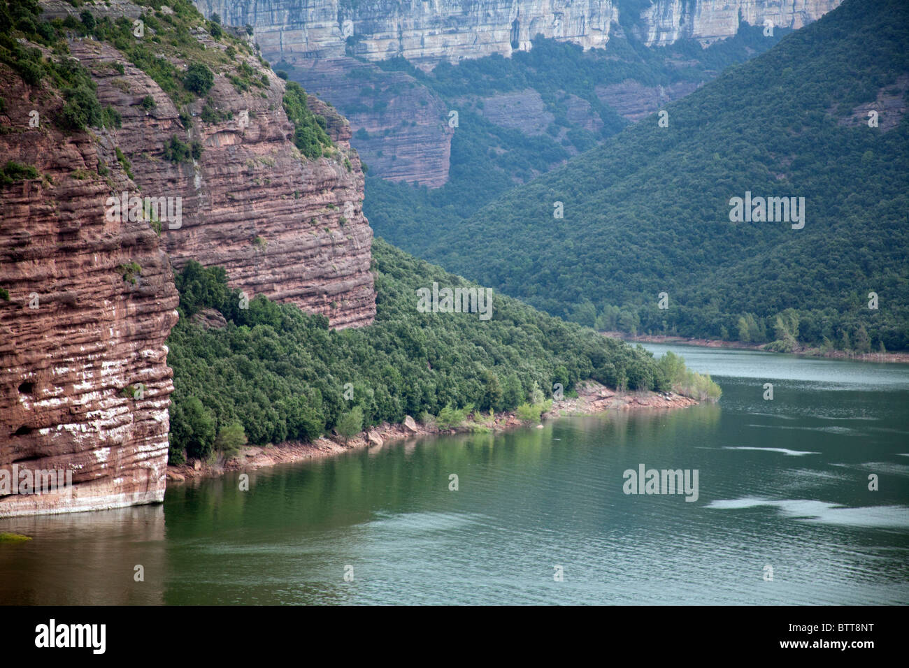 Sau reservoir catalonia spain hi-res stock photography and images - Alamy