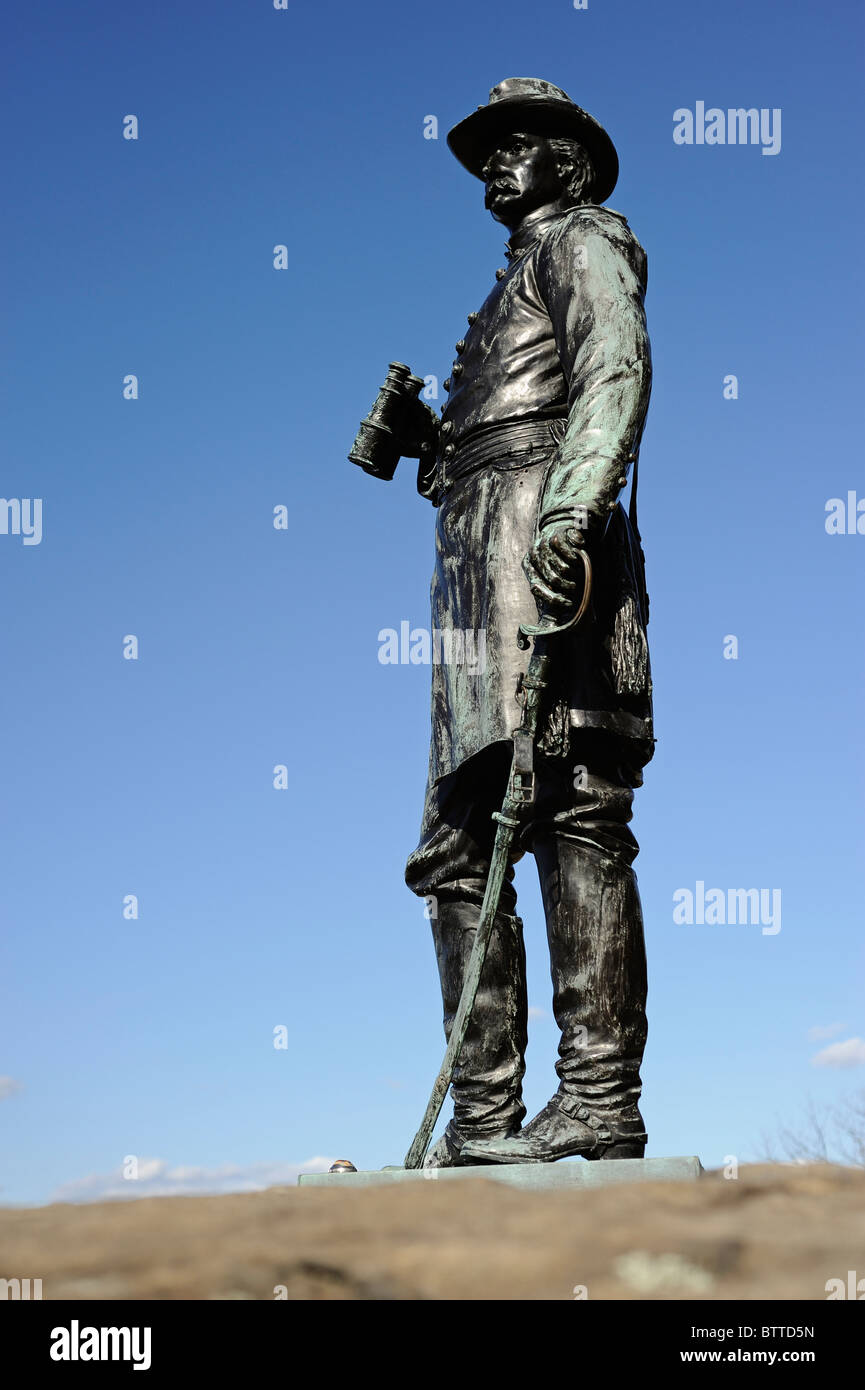 Warren statue little round top hi-res stock photography and images - Alamy