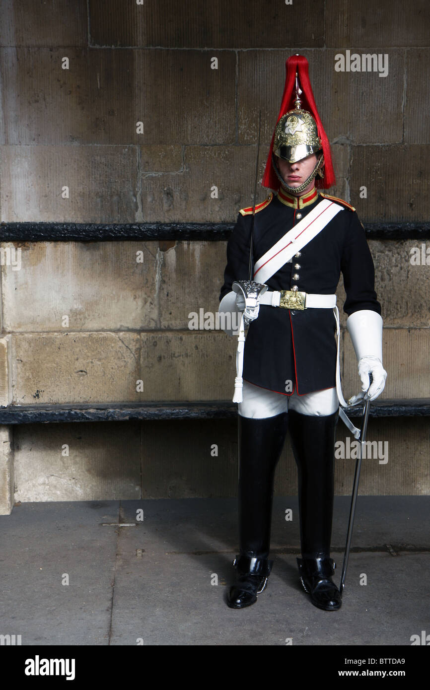 Royal security buckingham palace police hi-res stock photography and ...