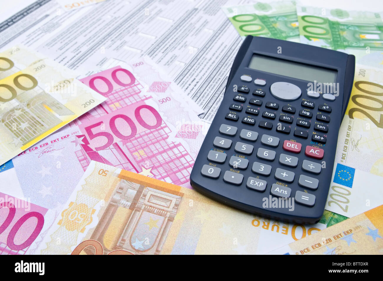 Commercial calculator hi-res stock photography and images - Alamy