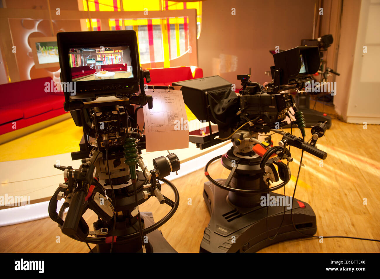 Broadcasting welsh language afternoon TV programme WEDI 3 from ...