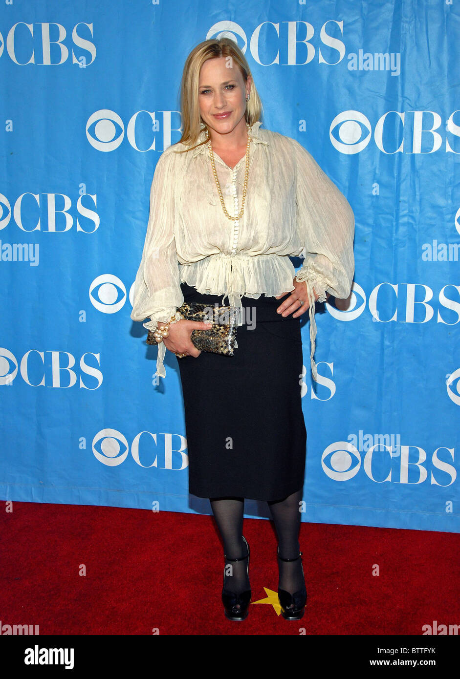 Cbs television network upfronts hi-res stock photography and images - Alamy