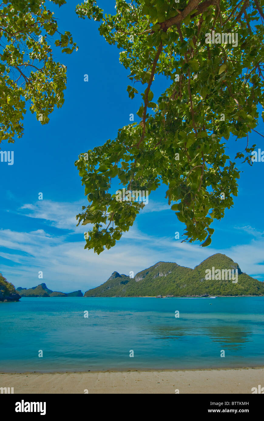 Thong beach asia hi-res stock photography and images - Alamy