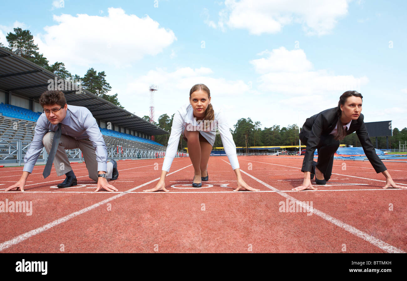 Competitive business woman ready run hi-res stock photography and ...