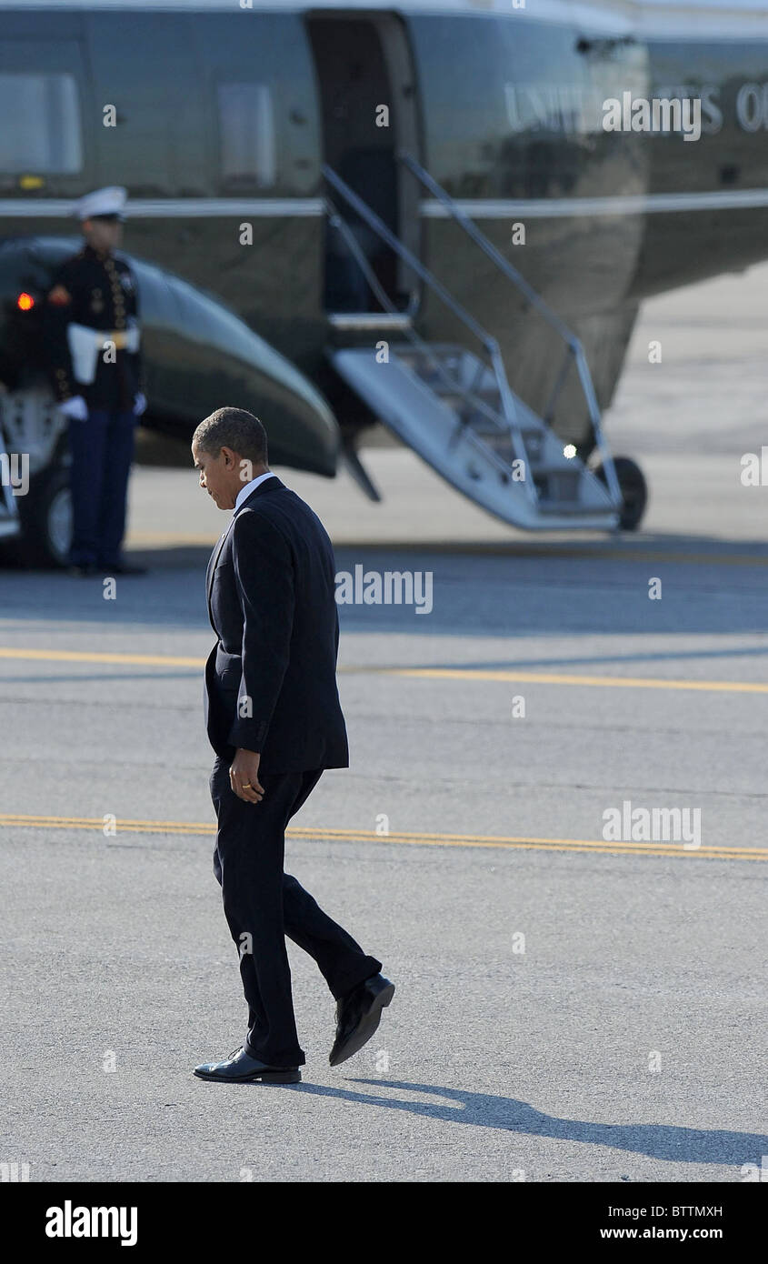 US President Barack Obama Arrives to Visit the Joint Terrorism Task ...