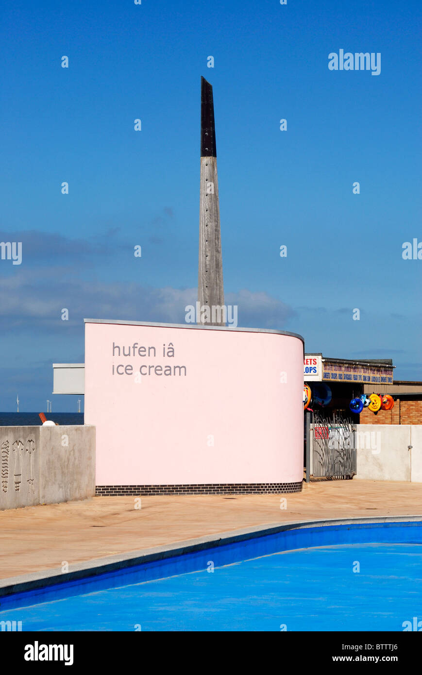 Rhyl seafront hi-res stock photography and images - Alamy