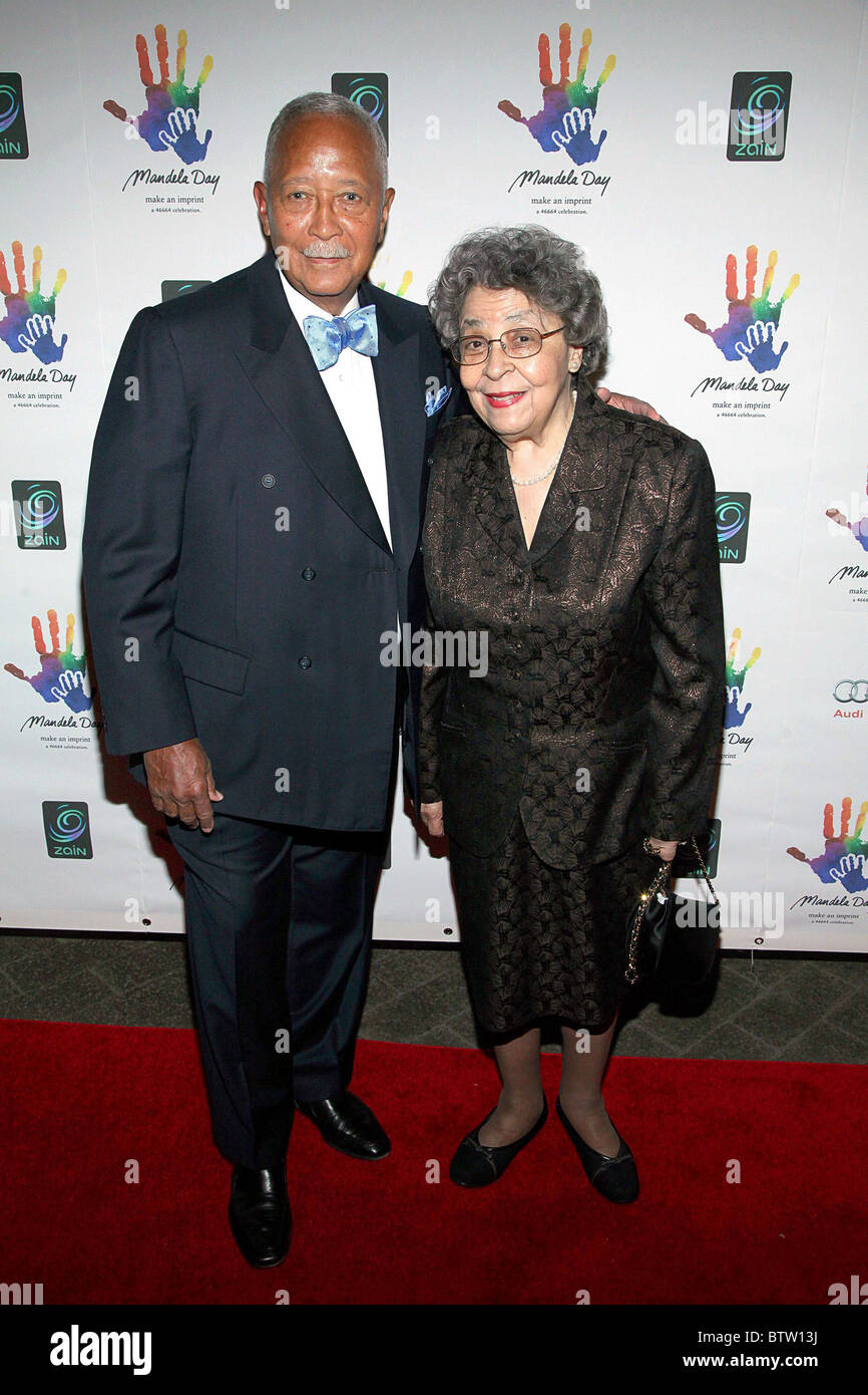 Mandela day gala dinner fundraiser hi-res stock photography and images ...