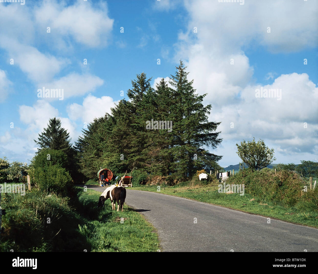Gypsy caravans hi-res stock photography and images - Alamy