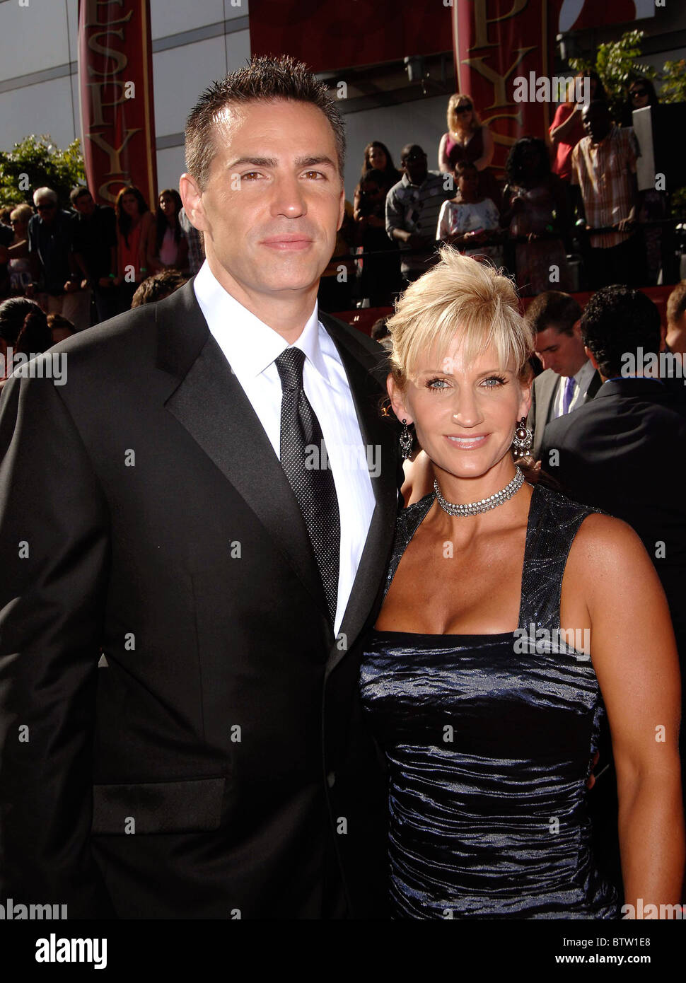 Kurt warner and brenda warner hi-res stock photography and images - Alamy