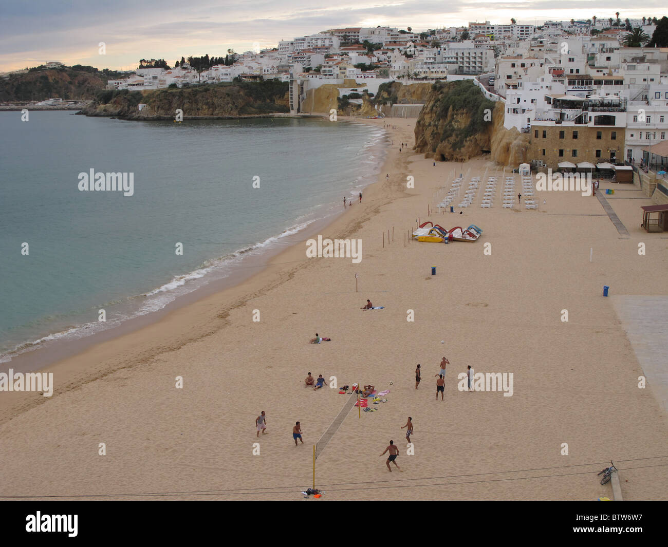 Albufeira beach hi-res stock photography and images - Alamy