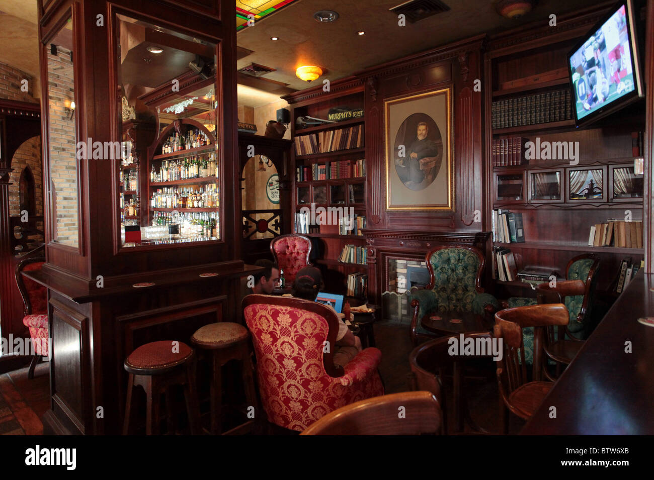 Irish style hi-res stock photography and images - Alamy