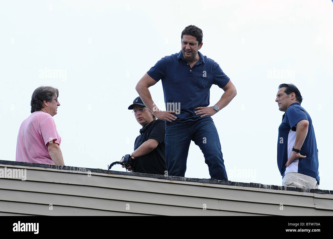 Gerard Butler on Film Shoot for BOUNTY in New York City Stock Photo - Alamy