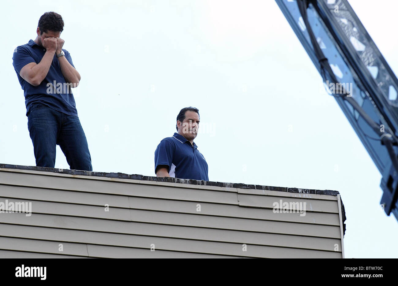 Gerard Butler on Film Shoot for BOUNTY in New York City Stock Photo - Alamy