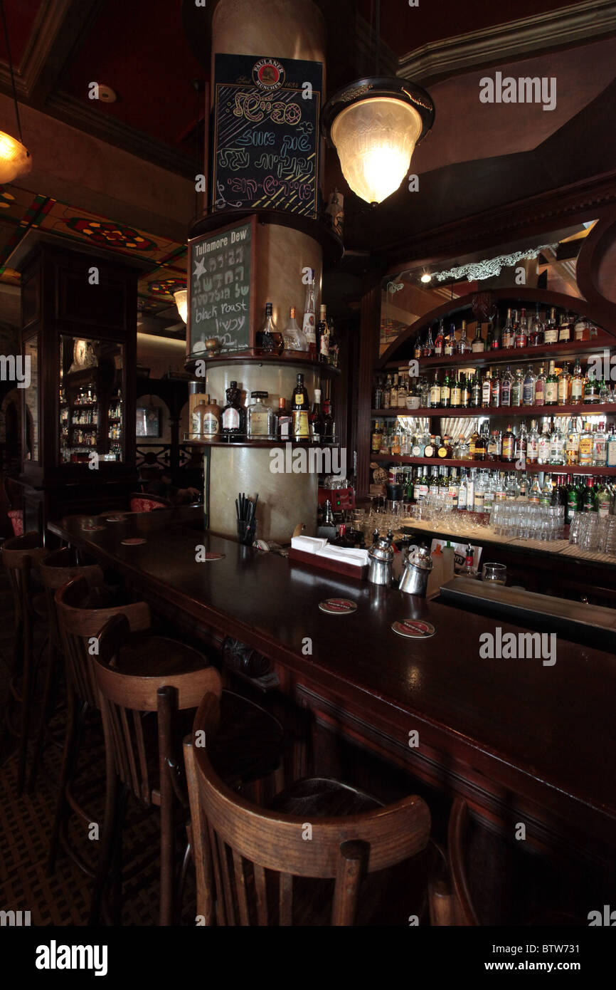 Interior of an Irish style pub Stock Photo - Alamy