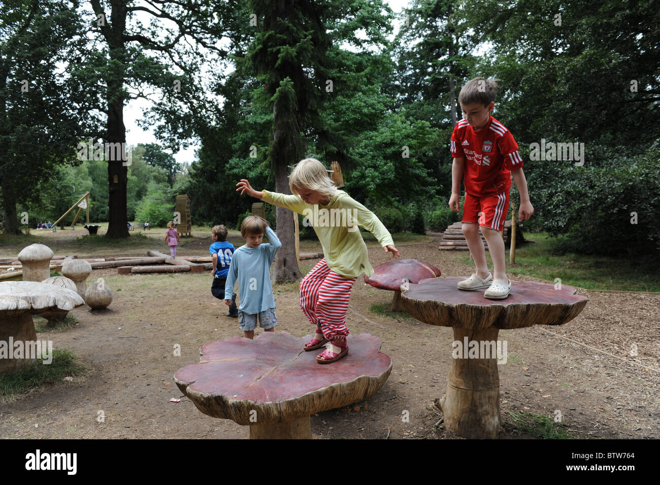 children playing in kew gardens on plantastic Stock Photo - Alamy