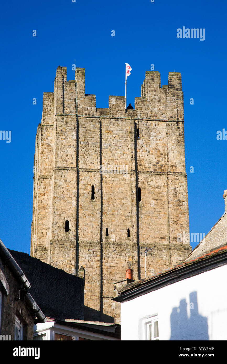 Richmond castle uk hi-res stock photography and images - Alamy
