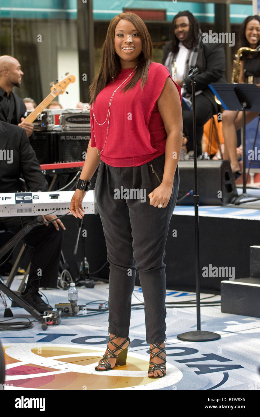 Jennifer Hudson on the NBC Today Show Concert Stock Photo - Alamy