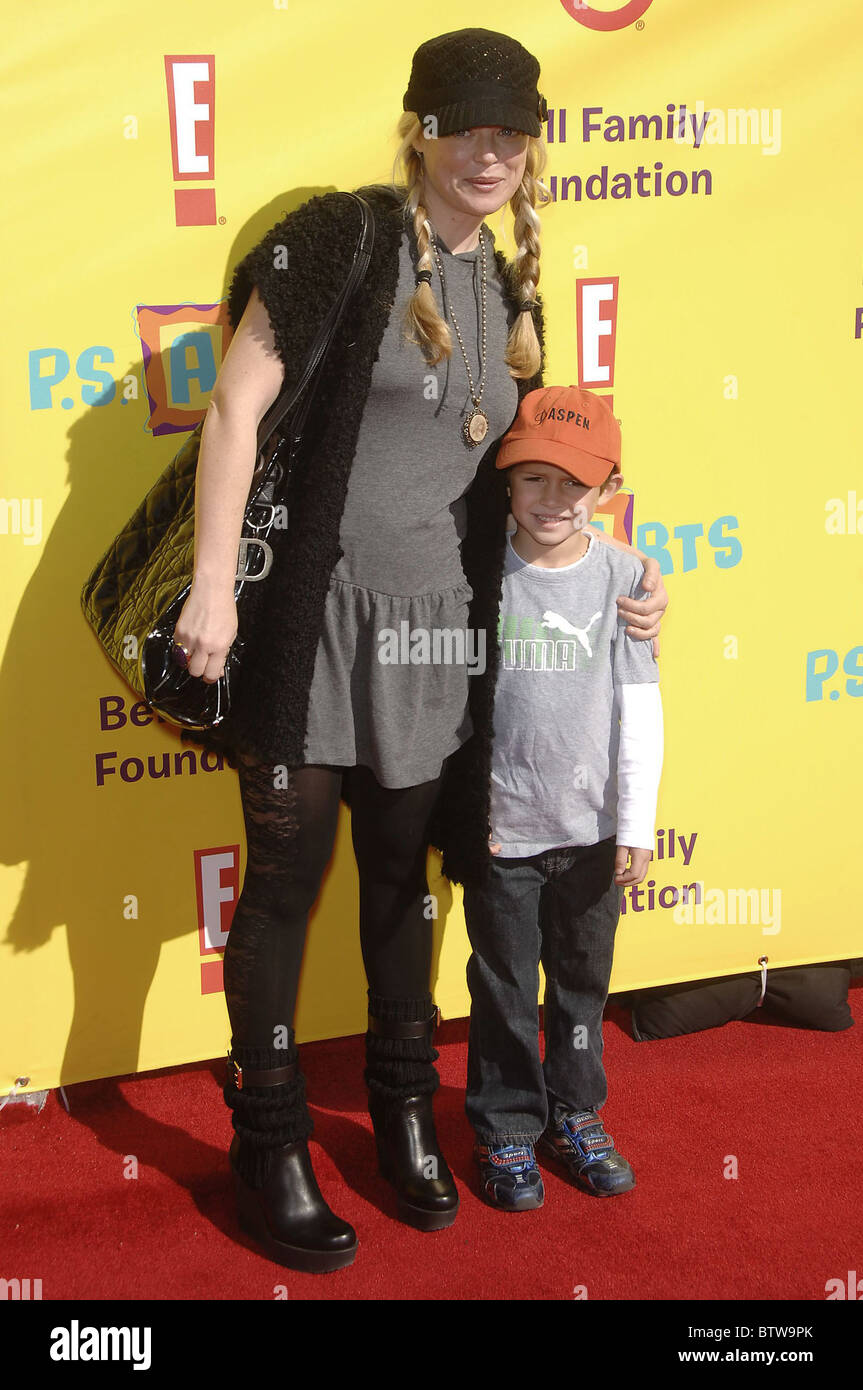 Charlotte ross and maxwell ross goldman hi-res stock photography and ...