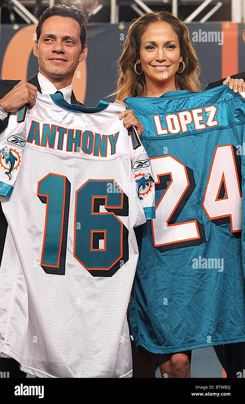 ESPN Deportes and Miami Dolphins NFL Press Conference Stock Photo - Alamy