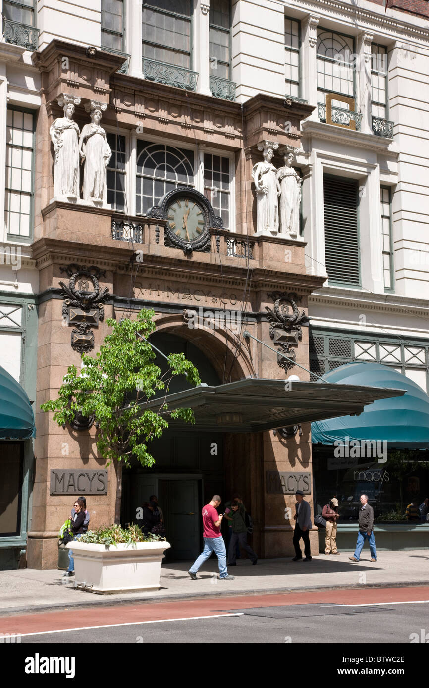 Rowland hussey macy hi-res stock photography and images - Alamy