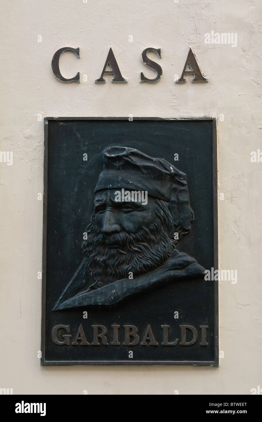 Giuseppe garibaldi monuments hi-res stock photography and images - Alamy