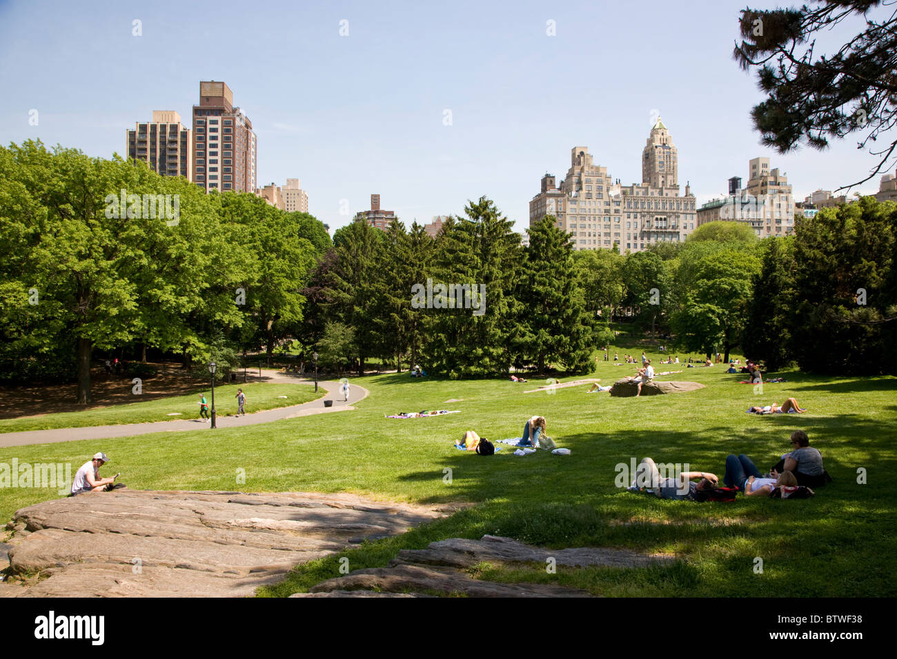 Shakespeare Garden at Mid Park Quadrant in Central Park Stock Photo - Alamy