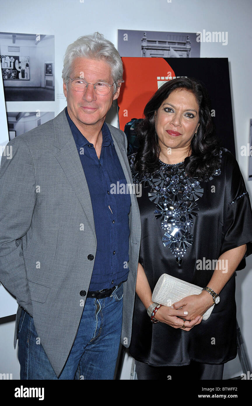 AMELIA Special Sneak Preview Screening Stock Photo - Alamy