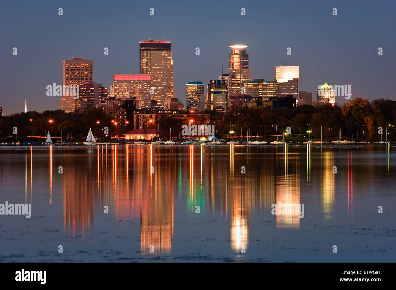 Lake calhoun hi-res stock photography and images - Alamy