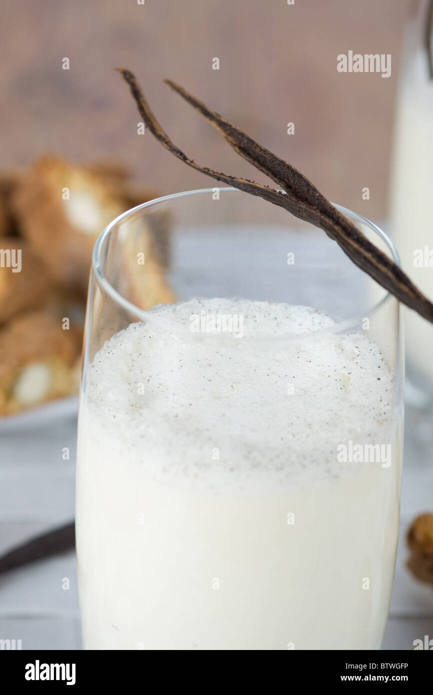 Milch shake hi-res stock photography and images - Alamy