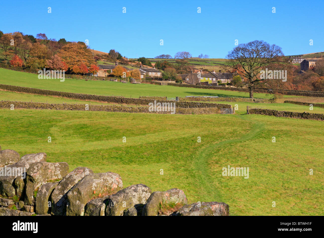 Saltonstall in Autumn, Luddenden Dean, Halifax, West Yorkshire, England ...