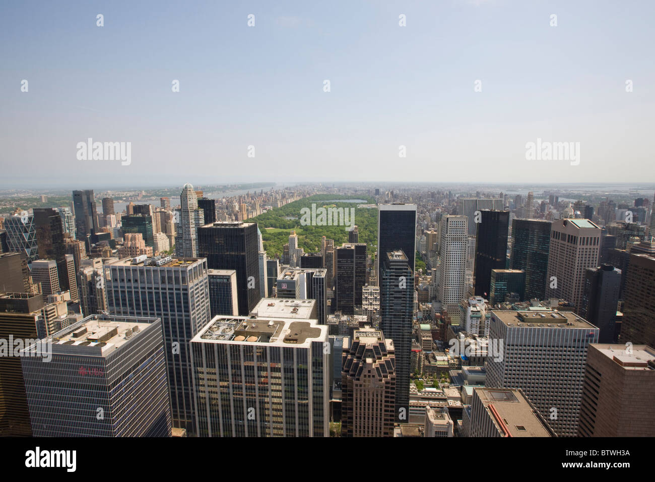 Complex rockefeller center buildings hi-res stock photography and ...