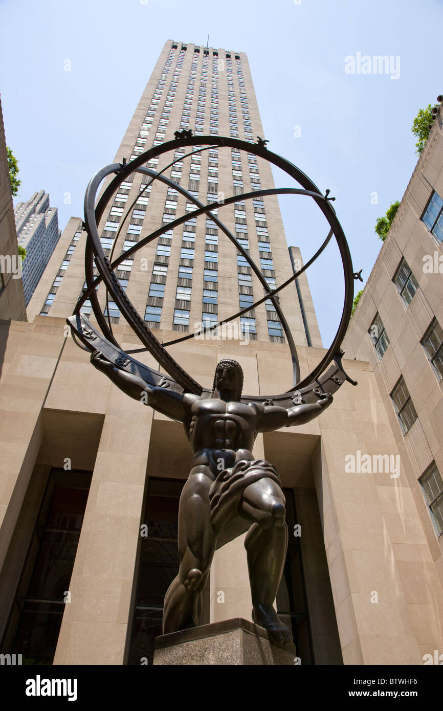 Rockefeller Center Statue of Atlas Stock Photo - Alamy