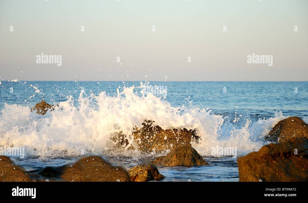 Splashes splashing spray hi-res stock photography and images - Alamy