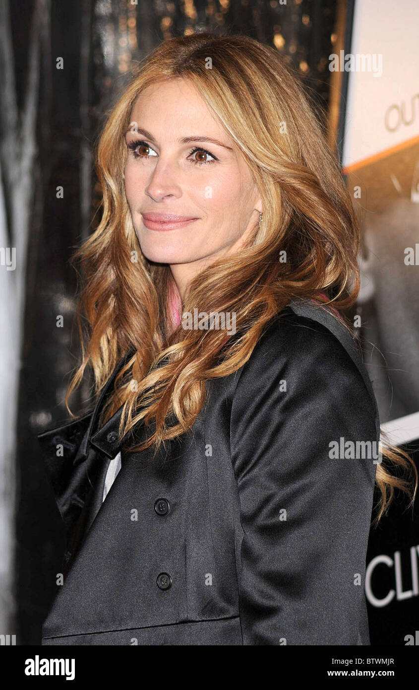 Duplicity Julia Roberts High Resolution Stock Photography and Images - Alamy