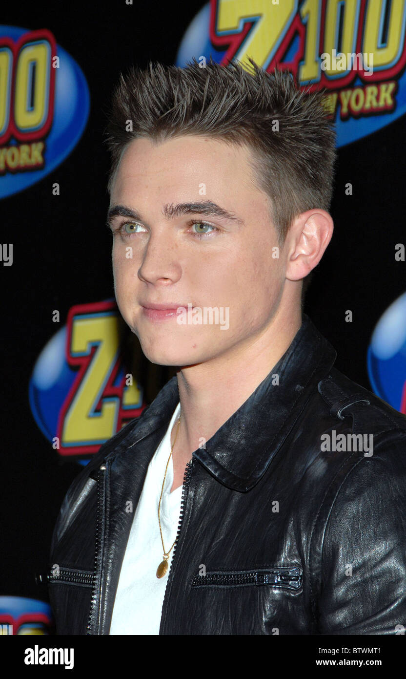 Z100's Zootopia 2009 Concert Stock Photo - Alamy