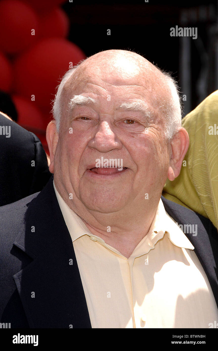 Ed asner up hi-res stock photography and images - Alamy