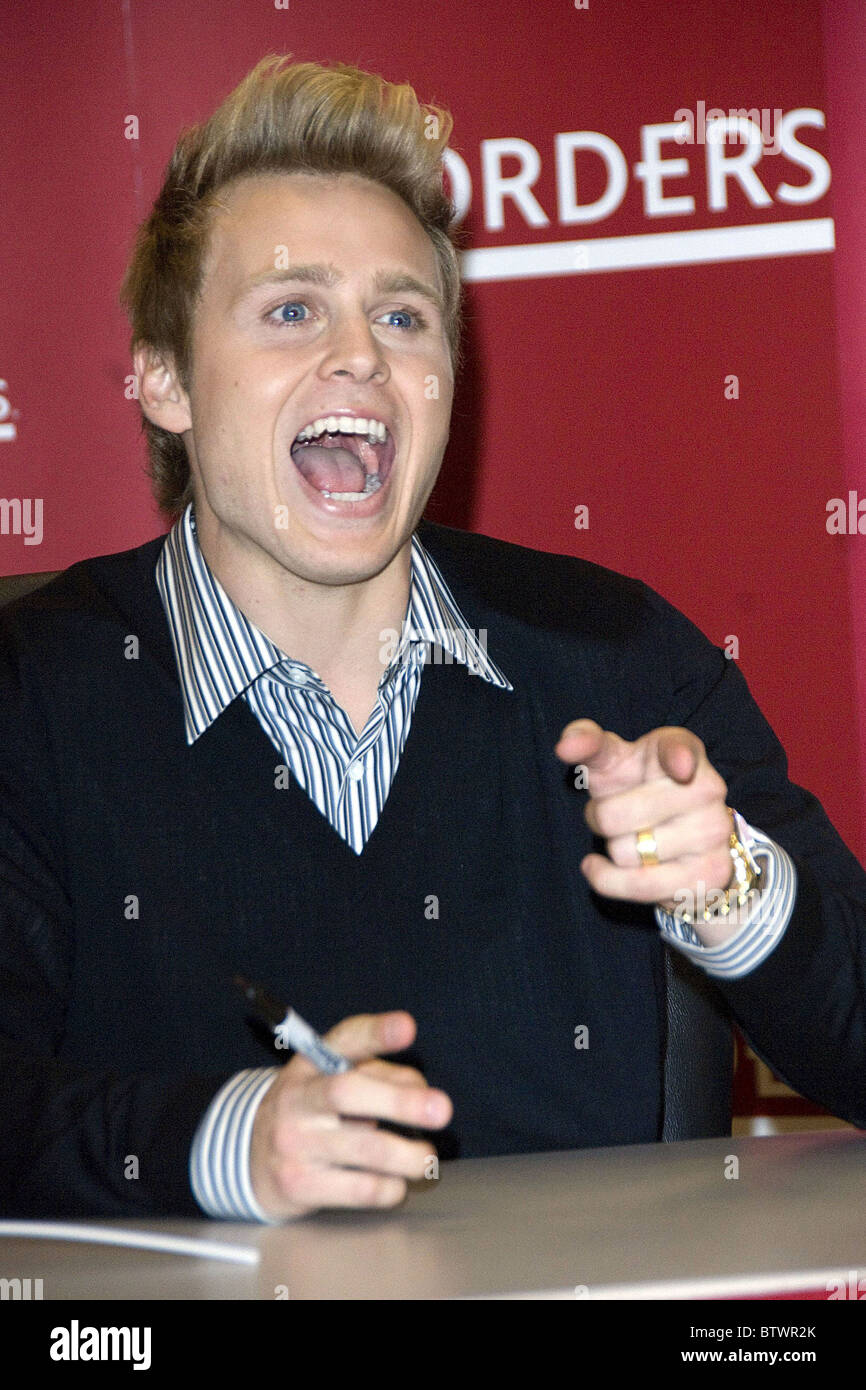 HOW TO BE FAMOUS Book Signing Stock Photo - Alamy