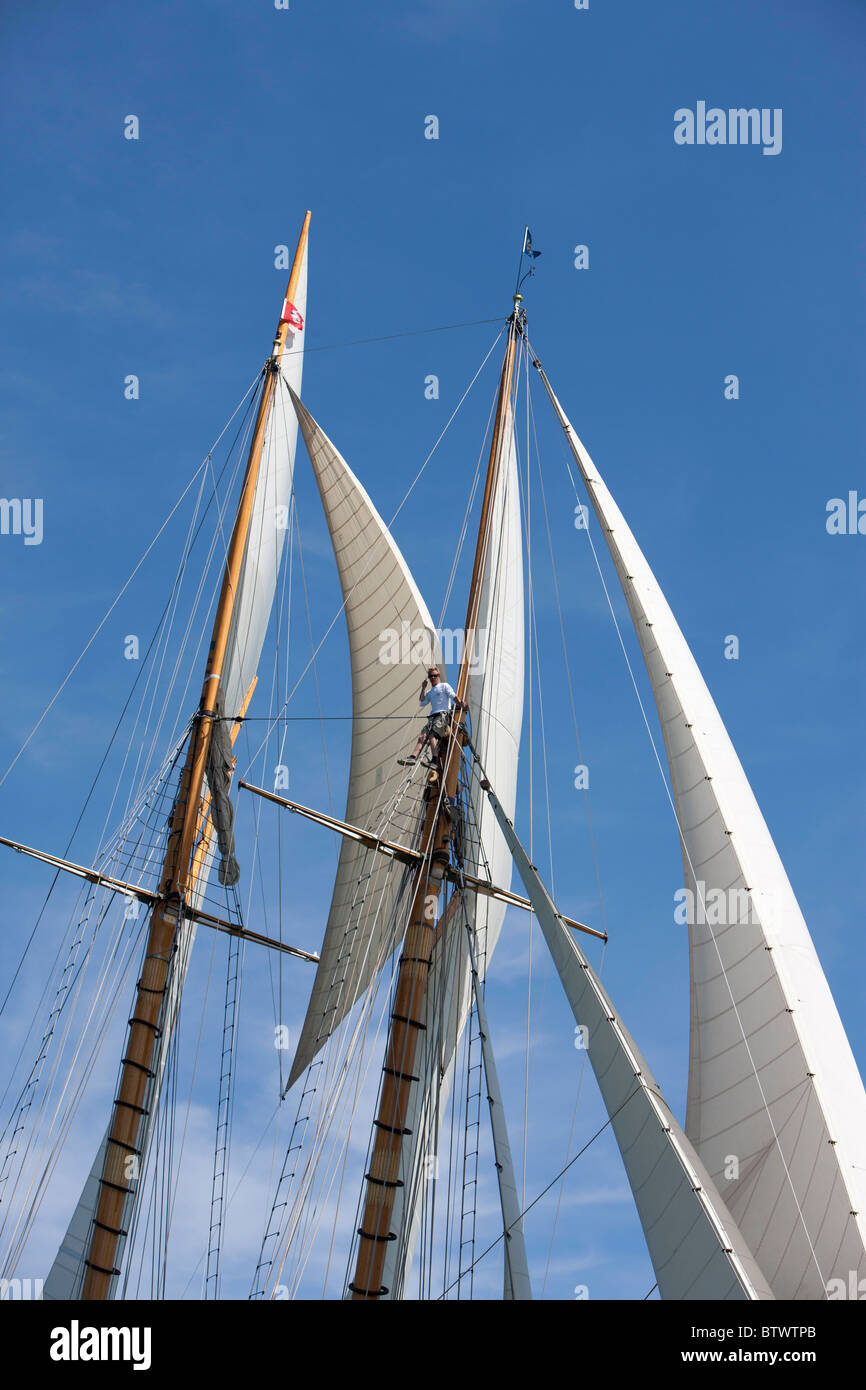 Classic yacht race view hi-res stock photography and images - Alamy