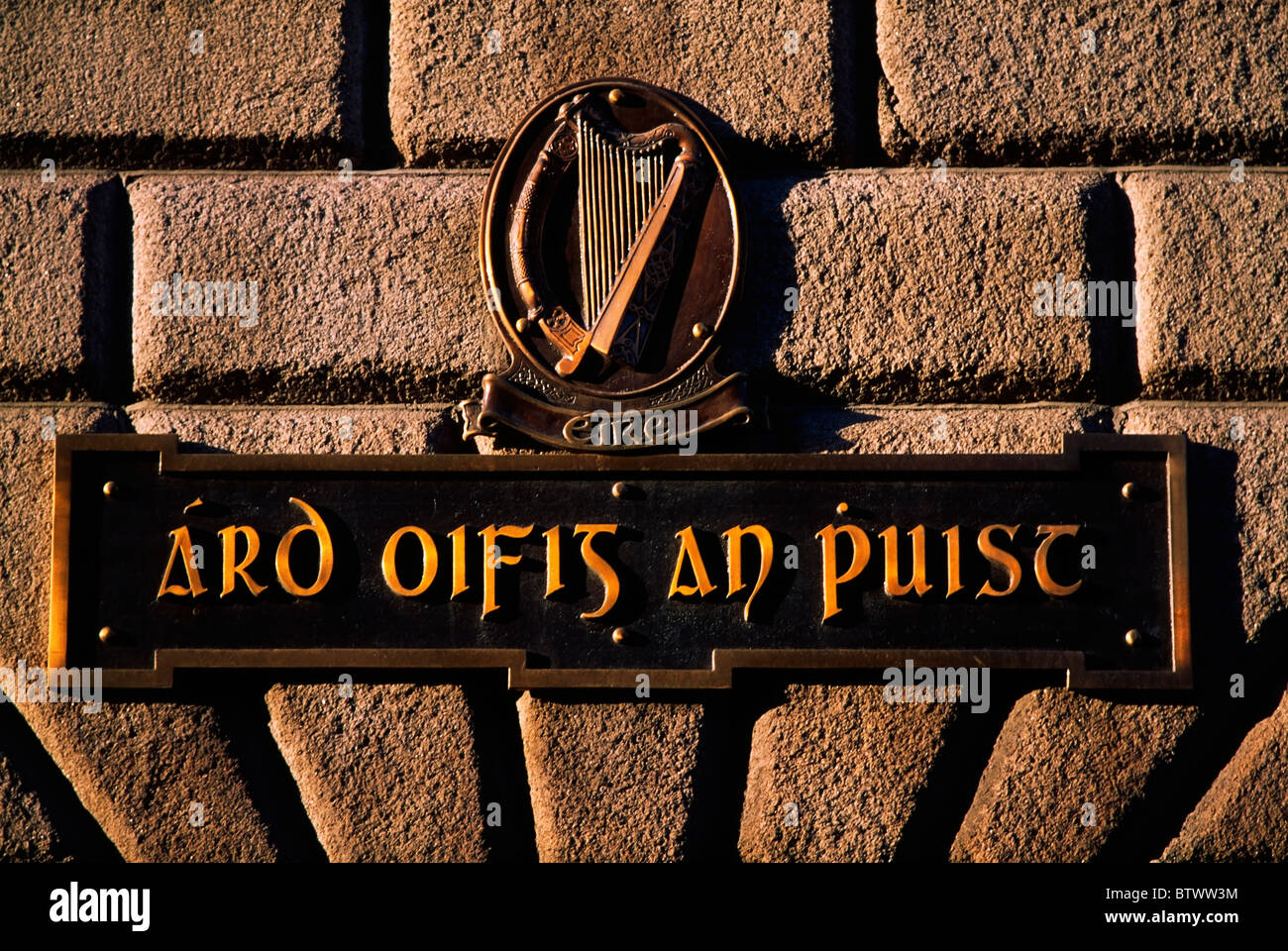 General post office gpo building hi-res stock photography and images ...