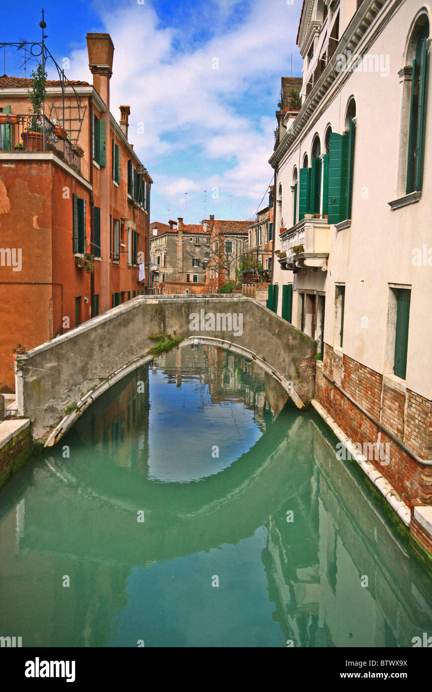 Venice - Fondamenta nuove, stone bridge in a quiet day Stock Photo - Alamy