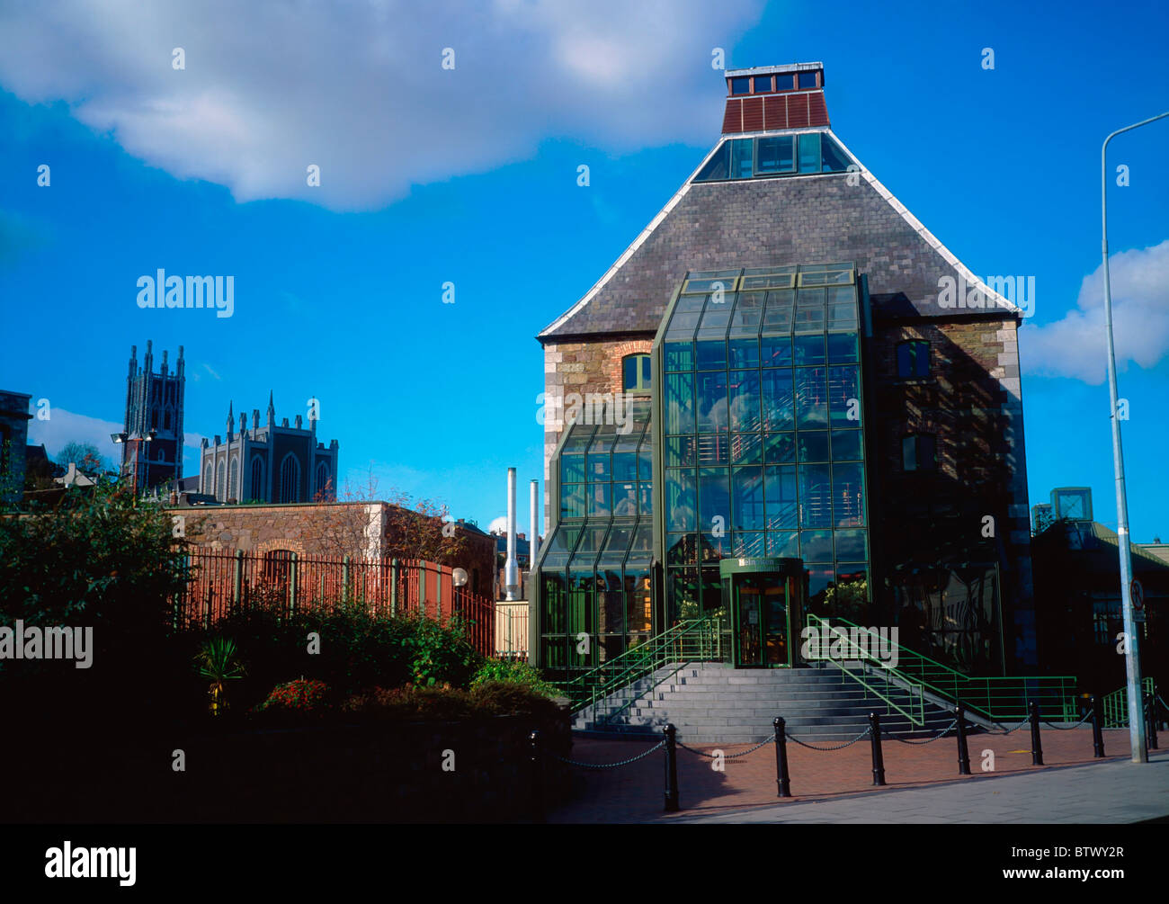 Oast house hi-res stock photography and images - Alamy