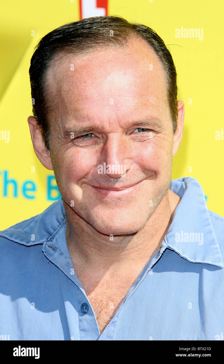 CLARK GREGG 14TH P.S. ARTS EXPRESS YOURSELF 2010 SANTA MONICA LOS ...