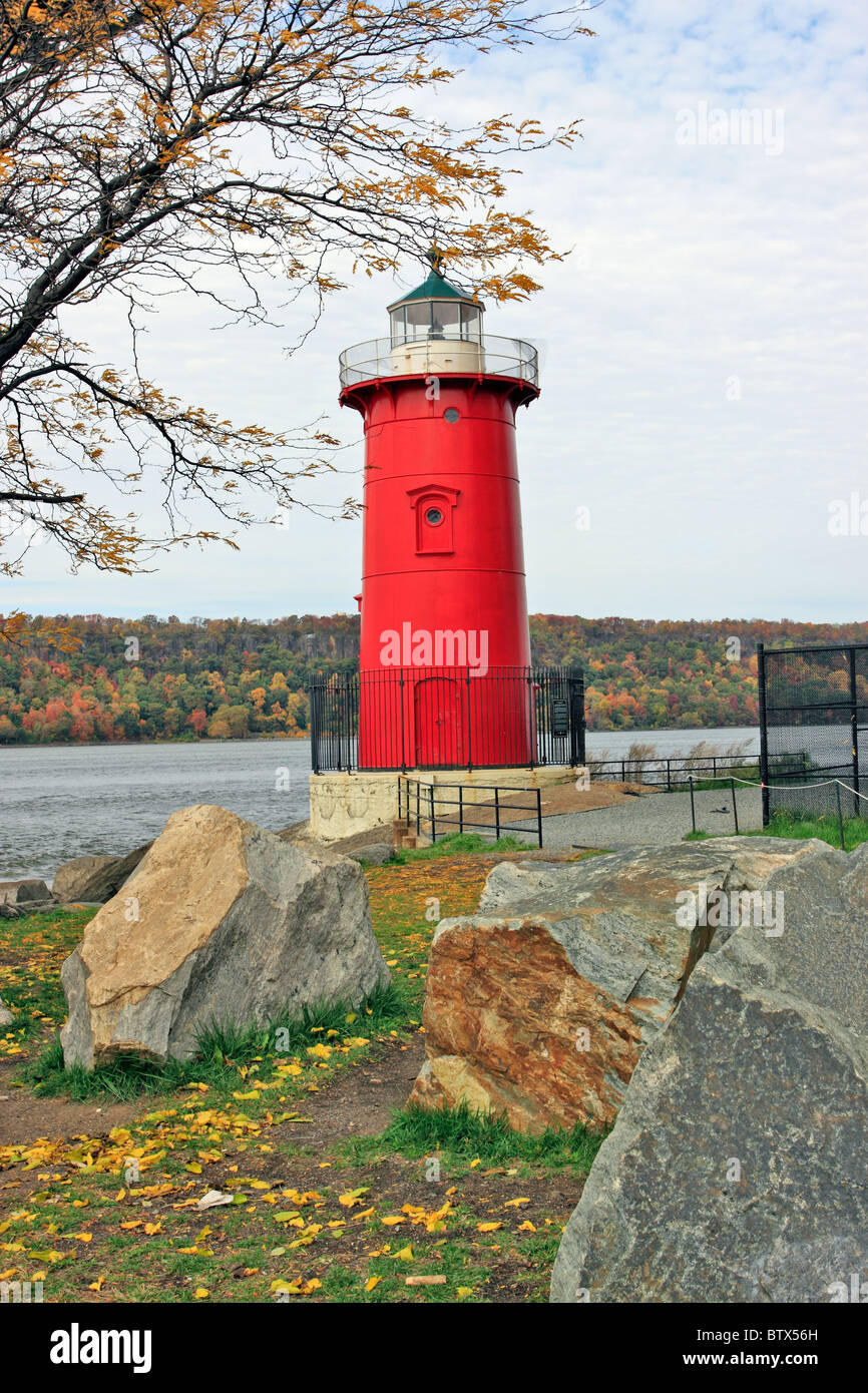 Hudson river lighthouse hi-res stock photography and images - Alamy
