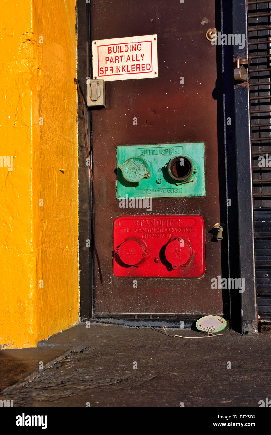 Fire department connection hi-res stock photography and images - Alamy