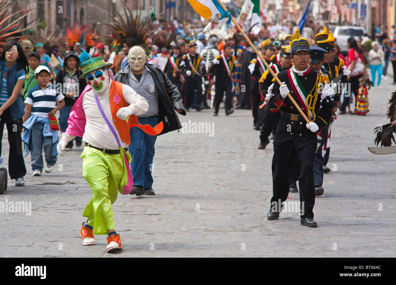 NATIVE DANCE TROUPES from all over MEXICO celebrate of San Miguel ...