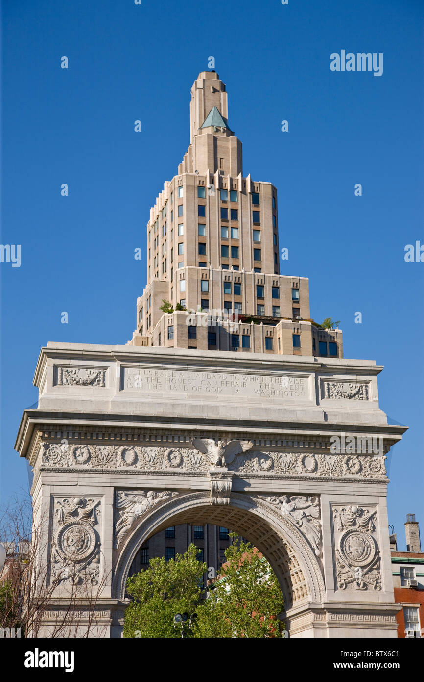 Washington Memorial Arch in Washington Square Park Stock Photo - Alamy