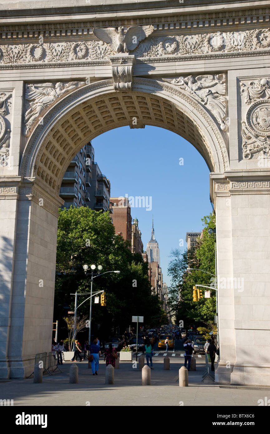 Washington Memorial Arch in Washington Square Park Stock Photo - Alamy