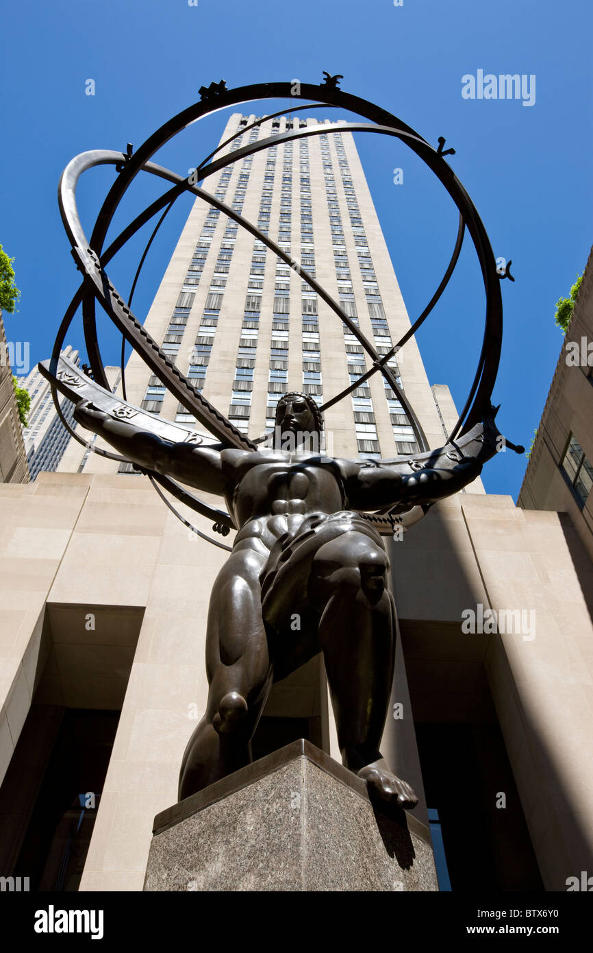 Statue of atlas hi-res stock photography and images - Alamy