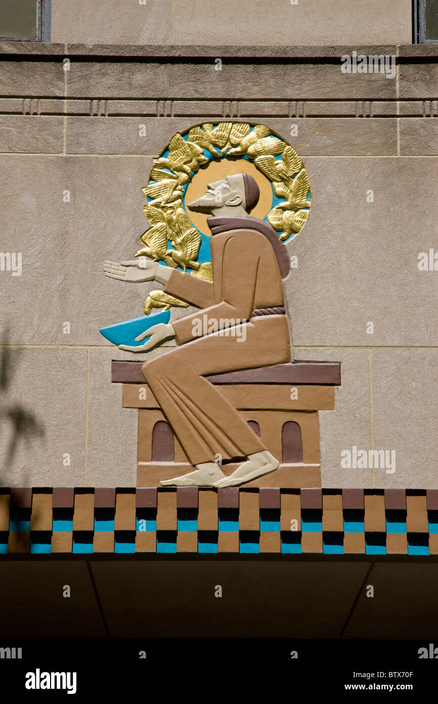 Center of figure hi-res stock photography and images - Alamy