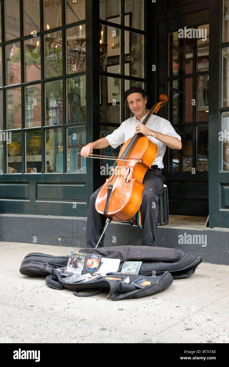 Cello case hi-res stock photography and images - Alamy